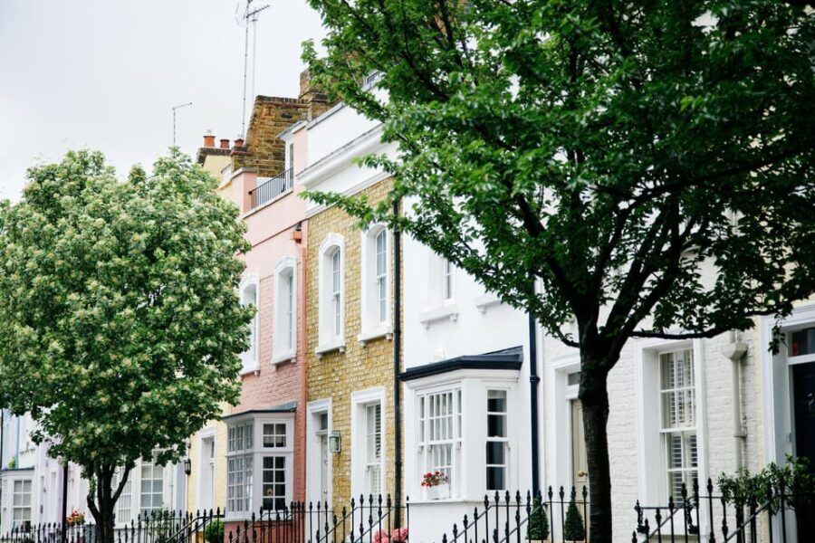 London: Kensington and Chelsea Guided Walking Tour - Detailed Breakdown of the Itinerary