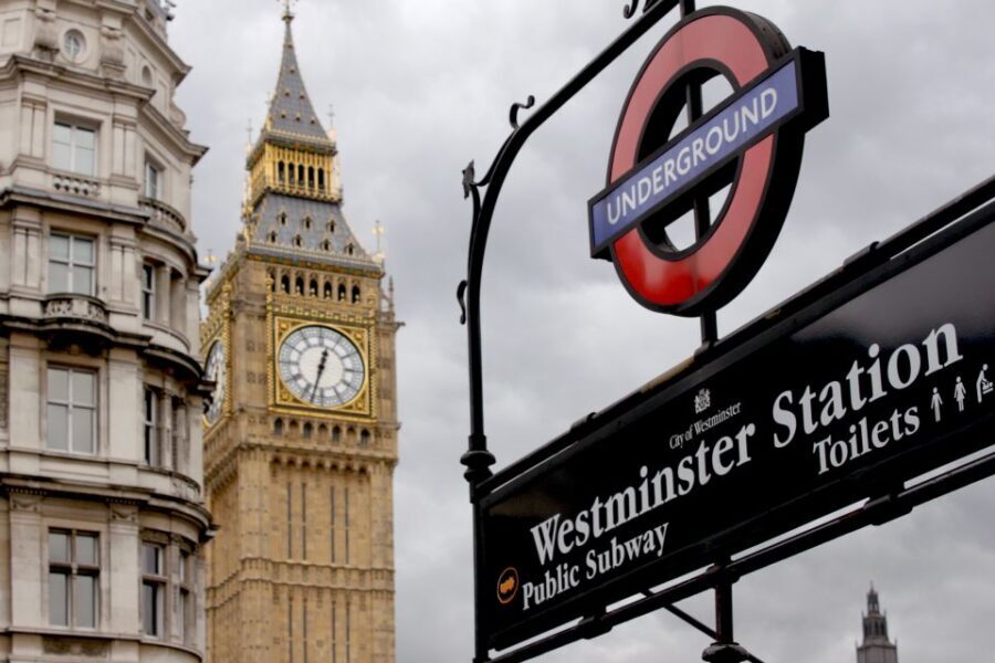 London Must-See 3 Hours Walking Tour - Detailed Breakdown of the Itinerary