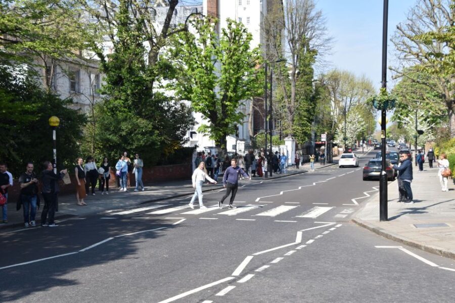 London: Private Beatles Taxi Tour - Who Will Love This Tour?