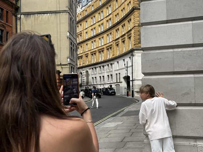 London: Private Family Harry Potter Movie Locations & Cruise - The Thames River Cruise: A Relaxing Wrap-Up