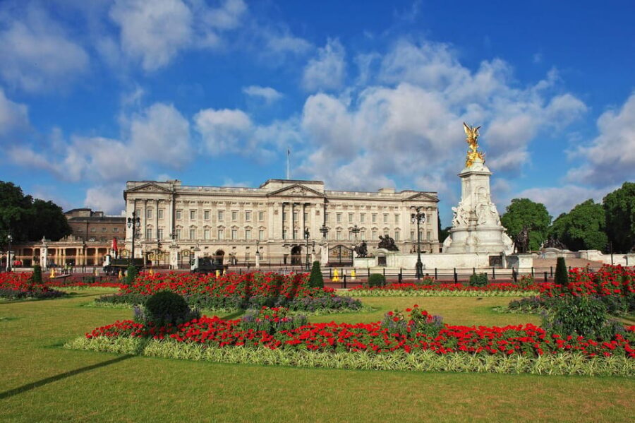 London: Private Full-Day Sightseeing Tour with a Local - Historic and Cultural Highlights