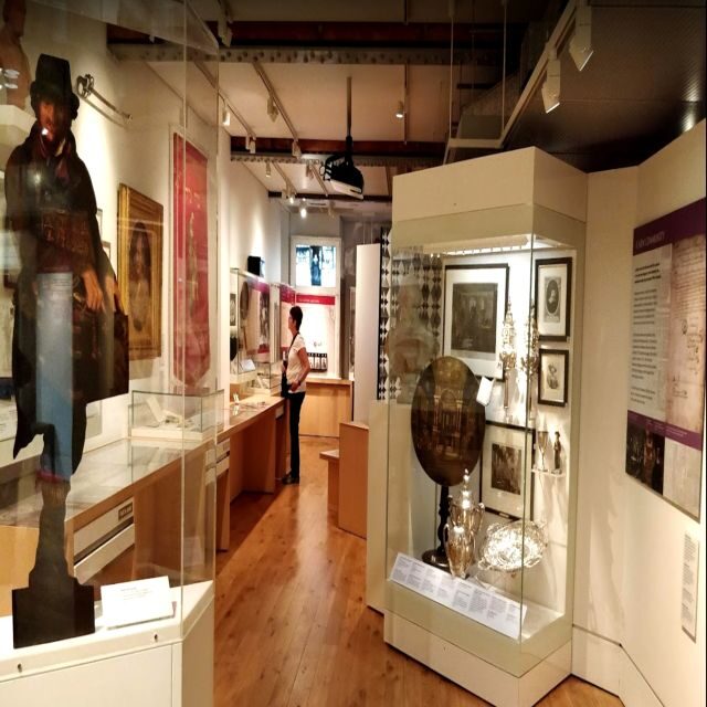 London Private Jewish History, Synagogues and Holocaust Tour - Who Will Appreciate This Tour?