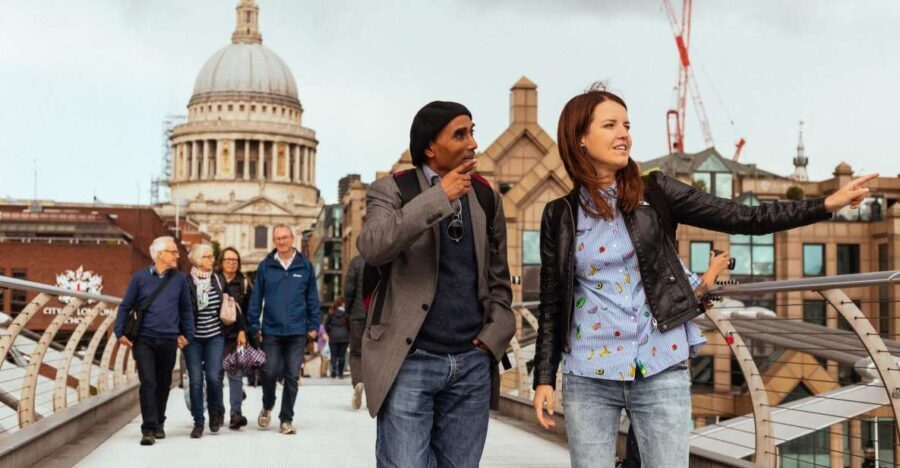 London: Private Tour with Locals  Highlights & Hidden Gems - Detailed Breakdown of the Itinerary