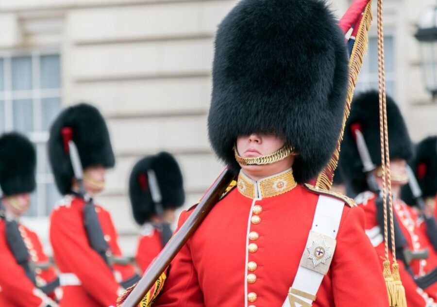 London: Private Walking Tour in Spanish - Hidden Gems and Cultural Delights