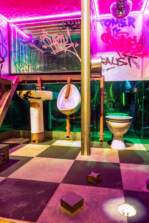 London: Shoreditch Junkyard Golf Tickets for 9 or 18 Holes - What to Expect at Junkyard Golf Shoreditch