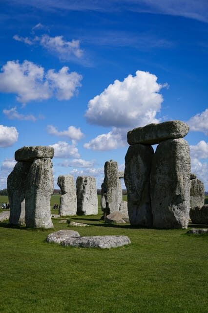 London: Stonehenge, Cotswolds, and Bath Private Day Trip - Analyzing the Value
