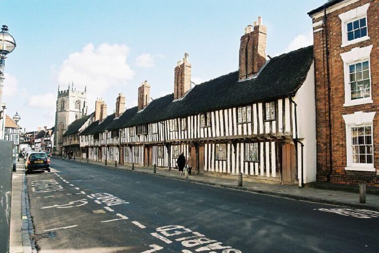 London: Stonehenge, Stratford-Upon-Avon, and Bath Day Trip - Transportation and Comfort