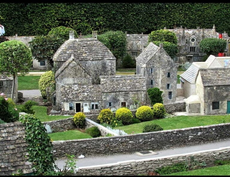 London: The Cotswolds Trip to Bibury & Bourton-on-the-Water - An In-Depth Look at the Tour
