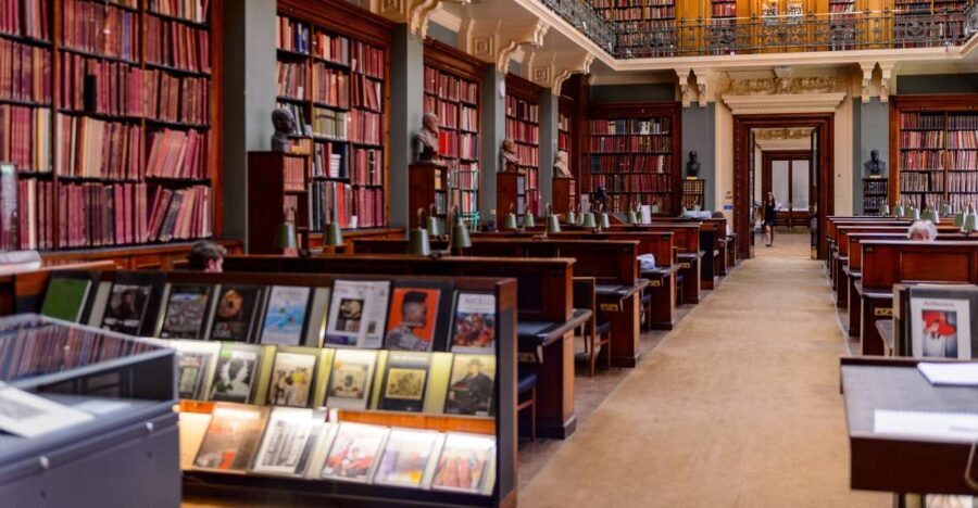 London: Victoria and Albert Museum Private Guided Tour - Transport and Logistics — What You Need to Know