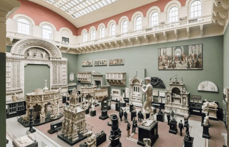 London: Victoria and Albert Private Tour with Expert Guide - What You’ll Experience