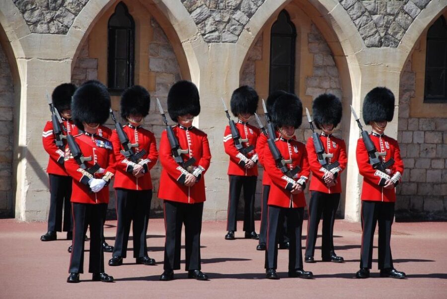 London: Westminster Tour and Windsor Castle Entry Ticket - Making Sense of Windsor Castle