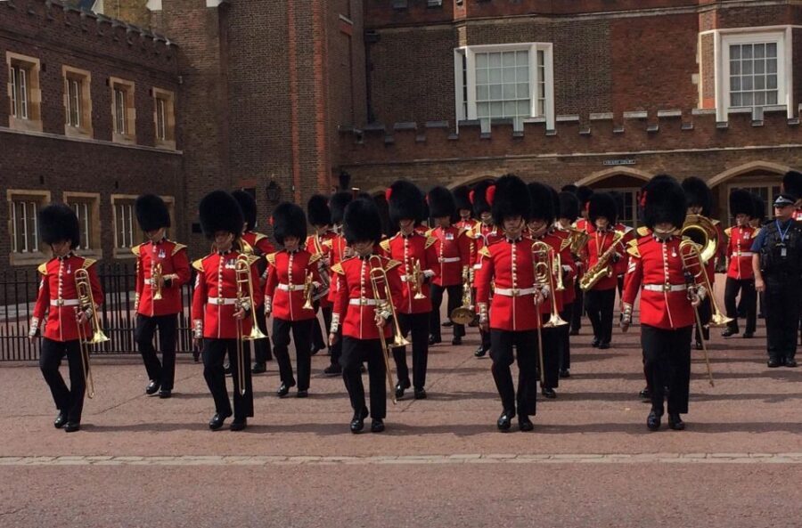 London: Westminster Walking Tour and Visit to Kew Gardens - Who Will Love This Tour?