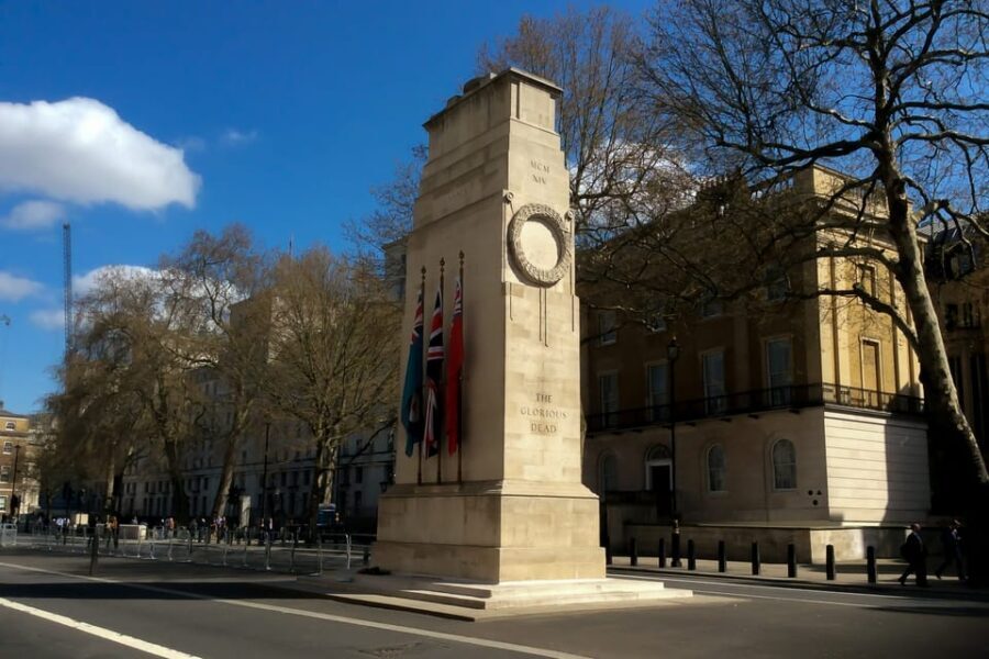 London: Winston Churchill Walking Tour with War Rooms Ticket - Visiting the War Rooms