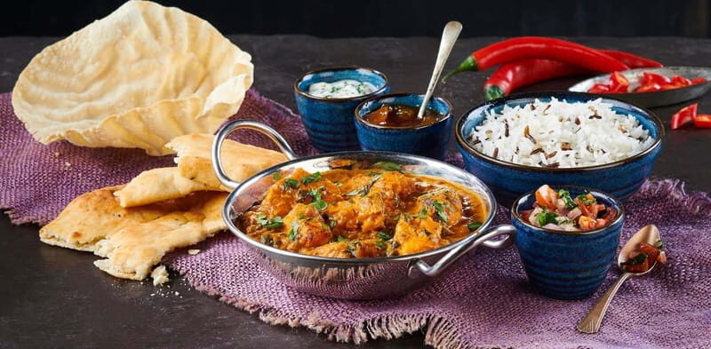 Londons Curry Tasting & Indian Food Tour (Brick Lane) - Sweets and Samosas: A Glimpse of the Sideroads