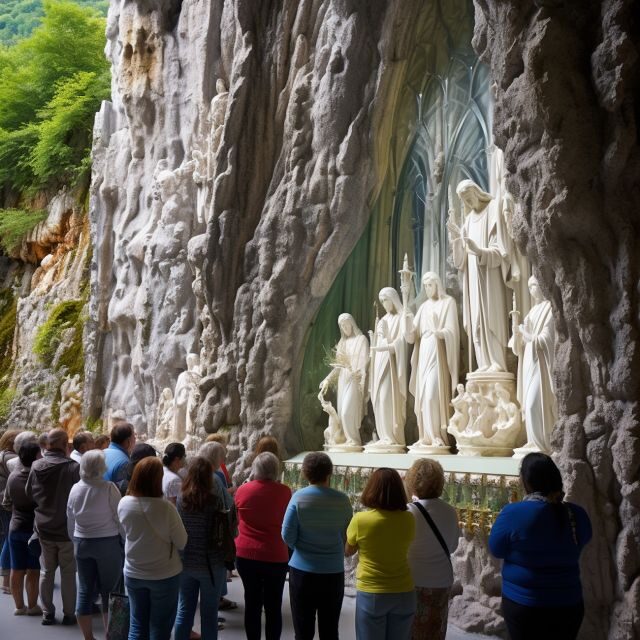 Lourdes: Sanctuary Guided Walking Tour - The Itinerary: What to Expect
