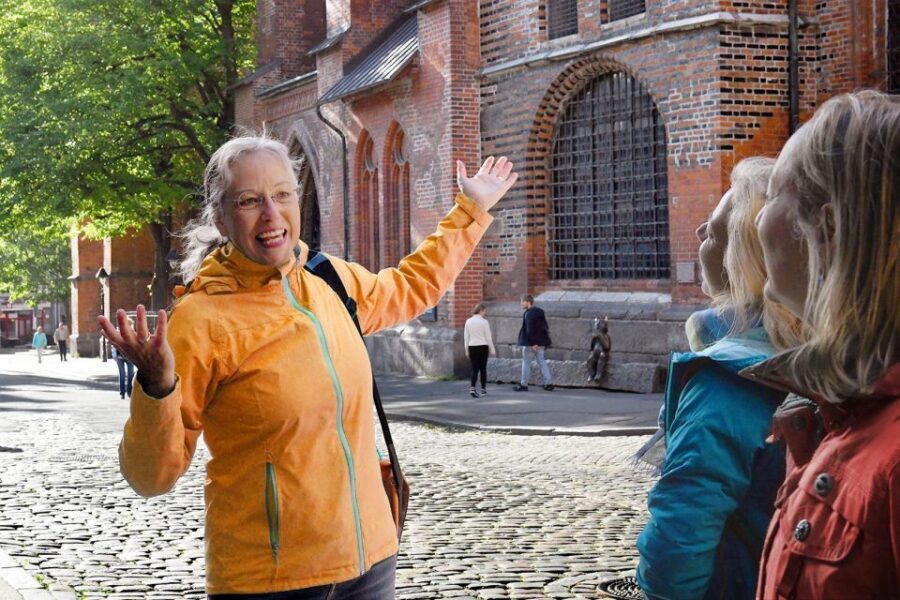 Lübeck: entertaining guided tour to old town highlights - An In-Depth Look at the Tour
