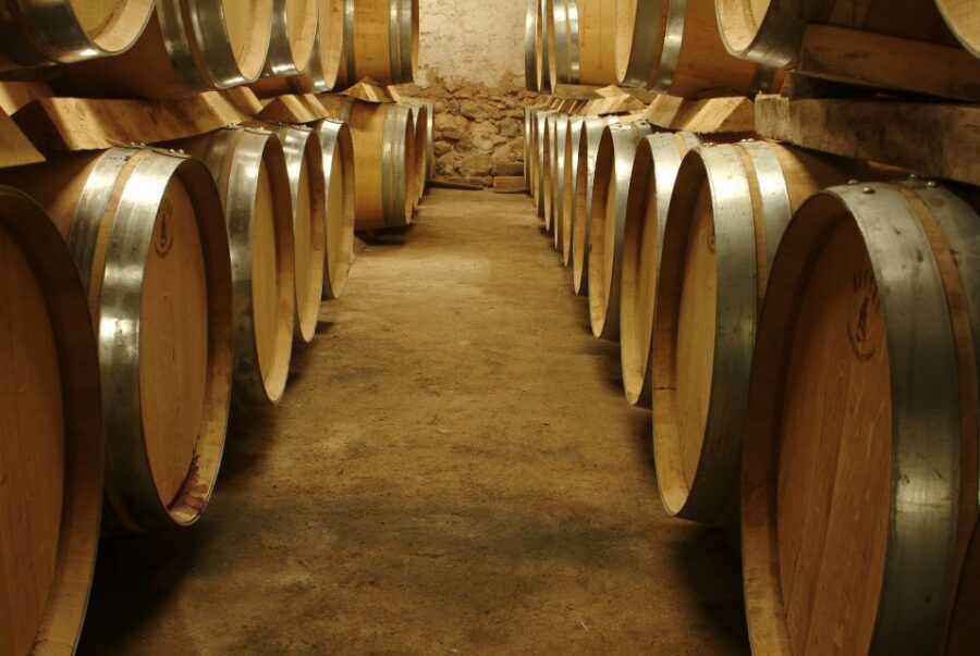 Luberon: Full-Day Wine Tour from Marseille - Itinerary Breakdown