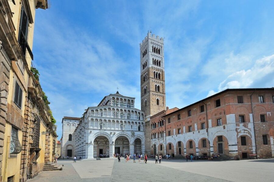 Lucca: Private Guided Walking Tour - Analyzing the Value and Experience