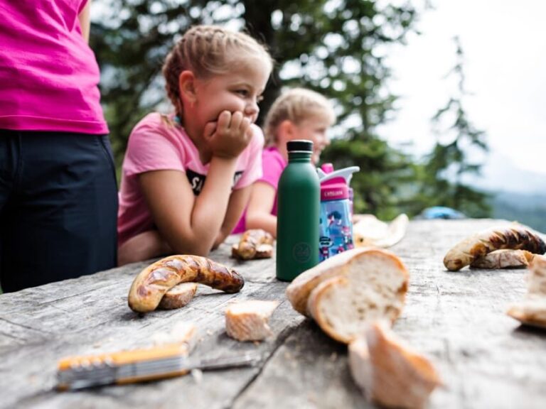Lucerne: Guided hike on the Pilatus with barbecue experience - The Lunch: A Swiss Barbecue in the Mountains