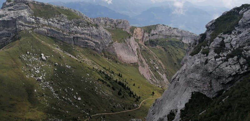 Lucerne or Zurich: Interlaken and Lauterbrunnen Day Tour - What We Loved About This Tour