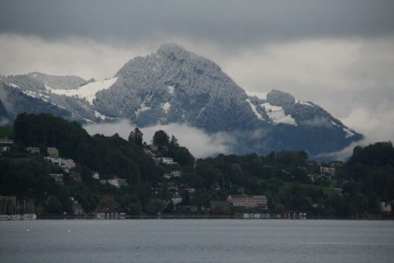 Lucerne: Private Walking Tour with a Local Guide - Who Should Consider This Tour?