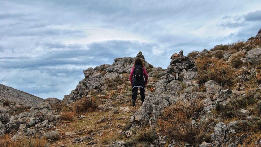 Lula: Montalbo hiking - Discovering Local Legends and Ancient Sites