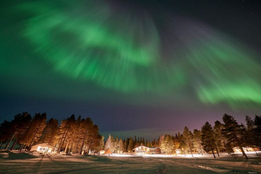 Luleå : Northern lights snowmobile tour - A Balancing Act: Value and Realism