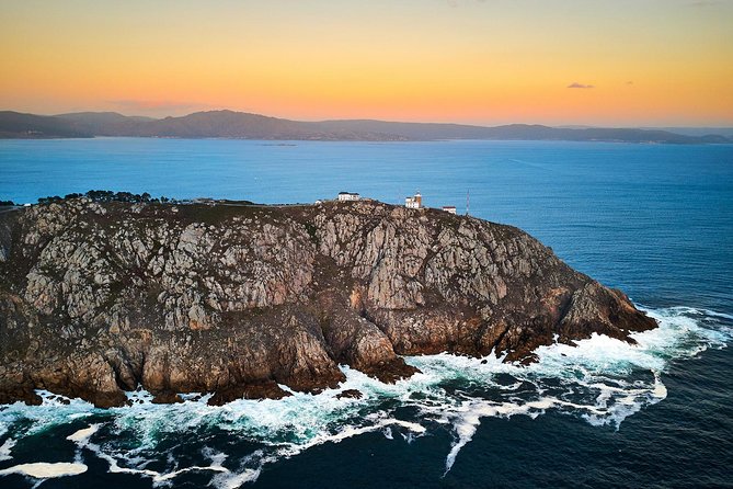 Luxury Finisterre Saint James Way Private Tour - Key Points