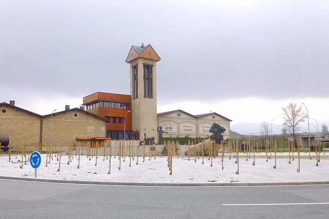 Luxury La Rioja Wineries Private Tour - Introduction