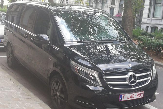 Luxury Minivan from Charleroi airport to the city of Brussels - A Comfortable, Private Shuttle Between Charleroi Airport and Brussels