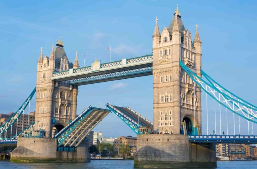 "Luxury Tour: From London to Leeds Castle & Canterbury" - Why Choose This Tour? Highlights and Analysis
