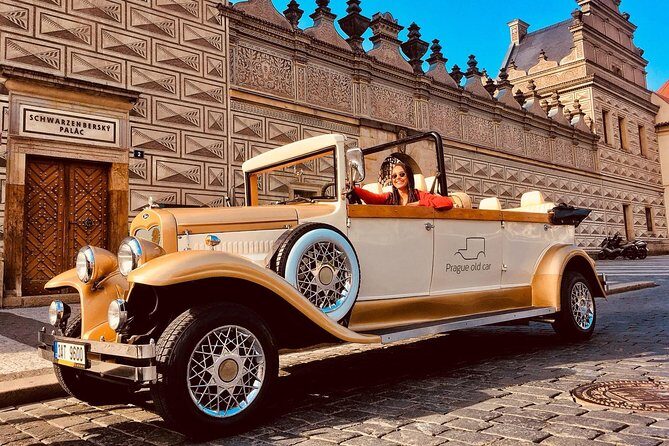 Luxury vintage car cabro replica tour to Carlsbad - Who Will Love This Tour?