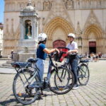 Lyon: Electric bike rental - 2 hours - A Practical and Enjoyable Way to Discover Lyon
