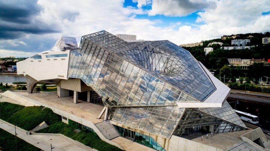 Lyon: Premium Self-Guided Bike Tours with AI Virtual Guide - The Routes and Highlights