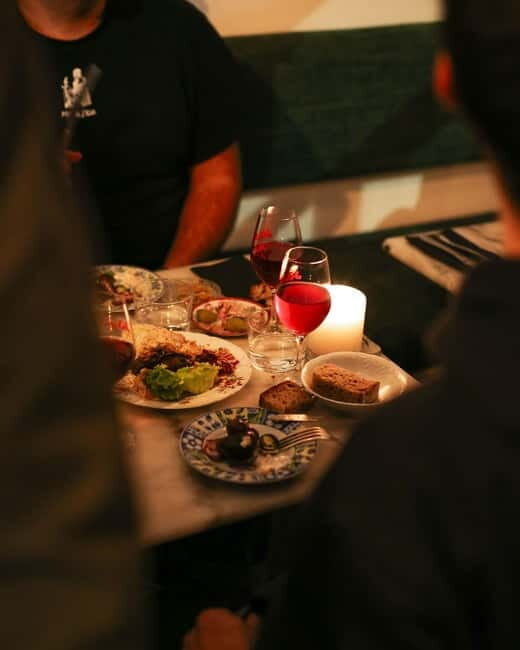 Lyon: Private Food Tour with Meal and Wine Pairings - Whats Included & What to Expect