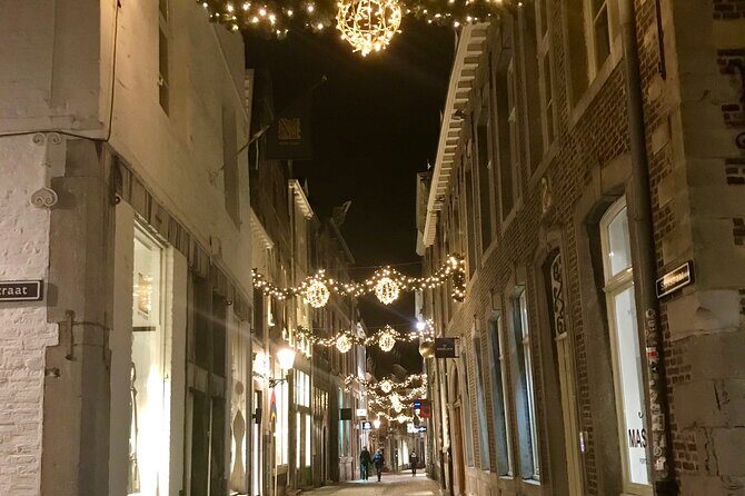 Maastricht Evening Sightseeing Tour - Authentic Experiences and Guide Highlights