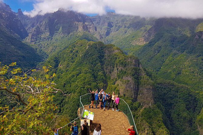 Madeira : An wonderful West Tour from Funchal (Pickup included) - FAQs