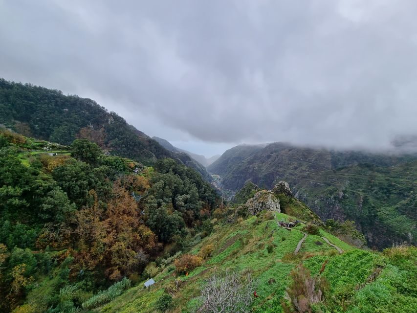 Madeira: Picturesque Peaks and Skywalk private 4x4 Jeep tour - Who Will Enjoy This Tour?