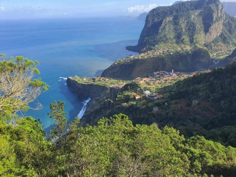 Madeira: Santana; Discover the enchanting East: Duration 7,5h - Santana: The Traditional Heart of Madeira