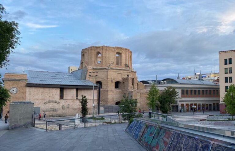Madrid: Architecture tour Lavapiés&Rastro with an architect - Why This Tour Is a Great Deal for Travel Lovers