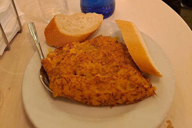 Madrid Food Tour: Tapas, Drinks and Delights with a Local - The Itinerary: What You’ll Experience