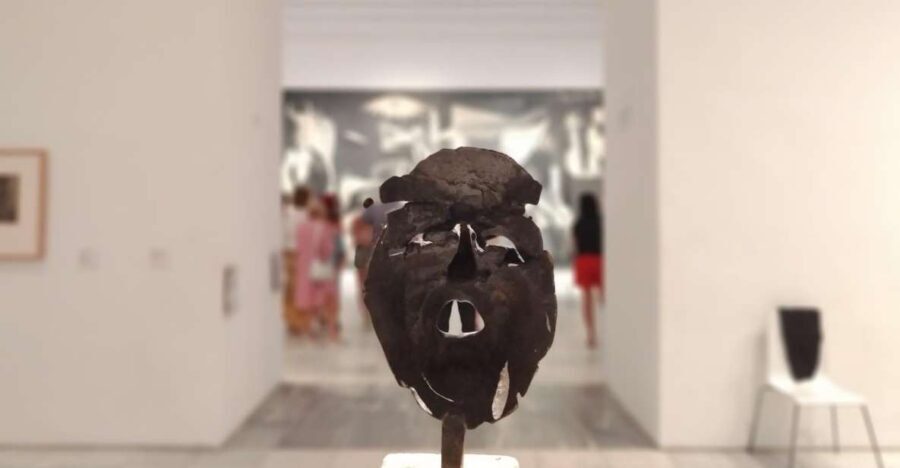 Madrid: Guided Tour of Reina Sofía Museum with Entry Ticket - Why This Tour Works for Different Travelers