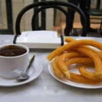 Madrid: Guided Walking Tour with Churros and Hot Chocolate - Why This Tour Works Well