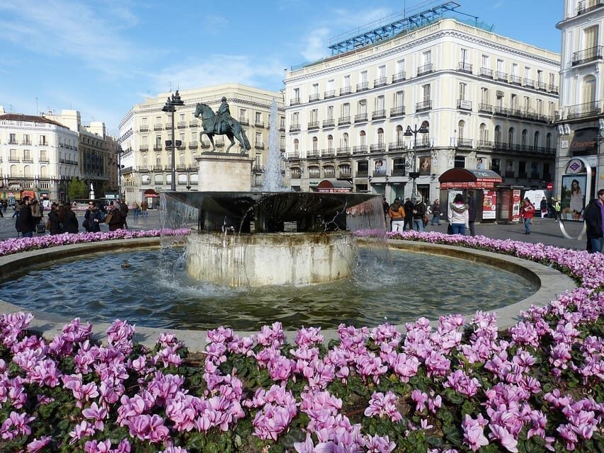 Madrid: Highlights of Madrid Walking Tour - What to Expect from the Experience