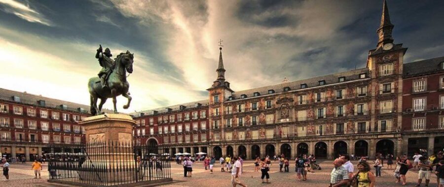 Madrid: Historical Center 2.5-Hour Guided Walking Tour - Who Would Love This Tour?