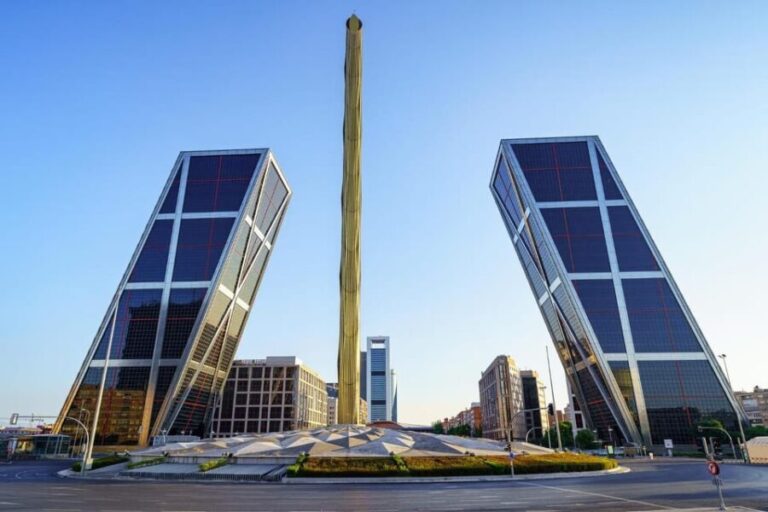 Madrid: Insta-Perfect Walk with a Local - What to Expect: An Oberview of the Itinerary