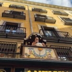 Madrid: Old Town Tour with Tapas Break - The Tapas Break: Focused on Authentic Flavors