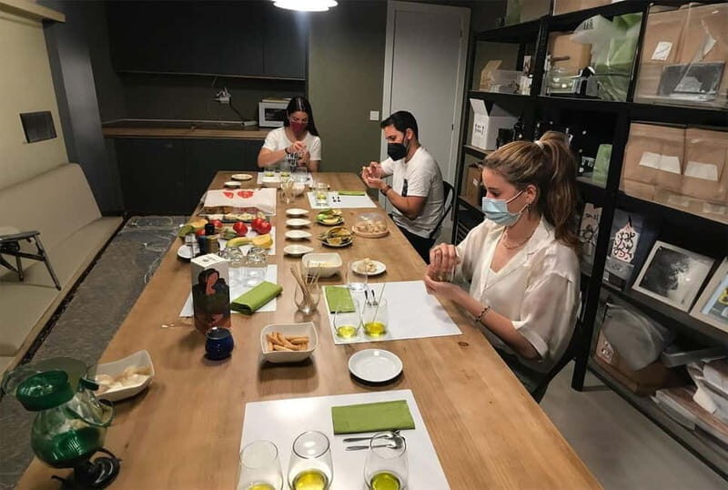 Madrid: Premium Extra Virgin Olive Oil Tasting with Aperitif - Authentic Experiences and Traveler Feedback