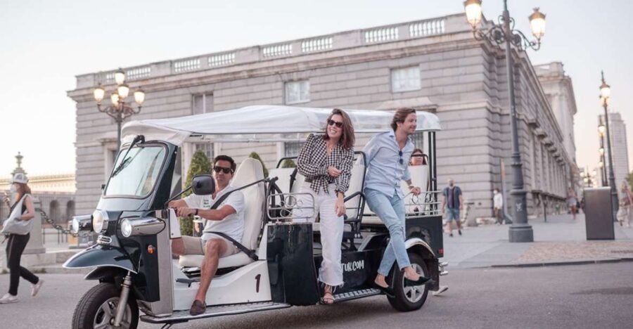 Madrid: Private City Tour by Eco Tuk Tuk - The Itinerary in Detail