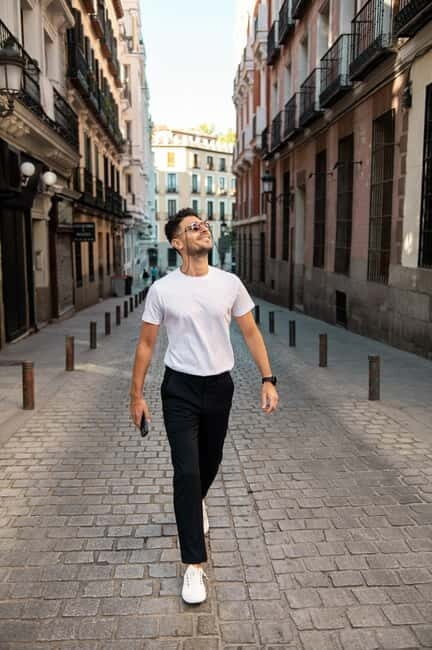 Madrid: Private Photo Shooting with Pro Photographer - Exploring Madrid with a Pro Photographer